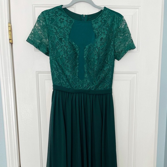 Dresses | Modest Emerald Green Dress | Poshmark